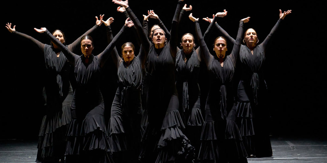 María Pagés "Siete golpes y un camino" - Bienal de Flamenco. Reseña ...