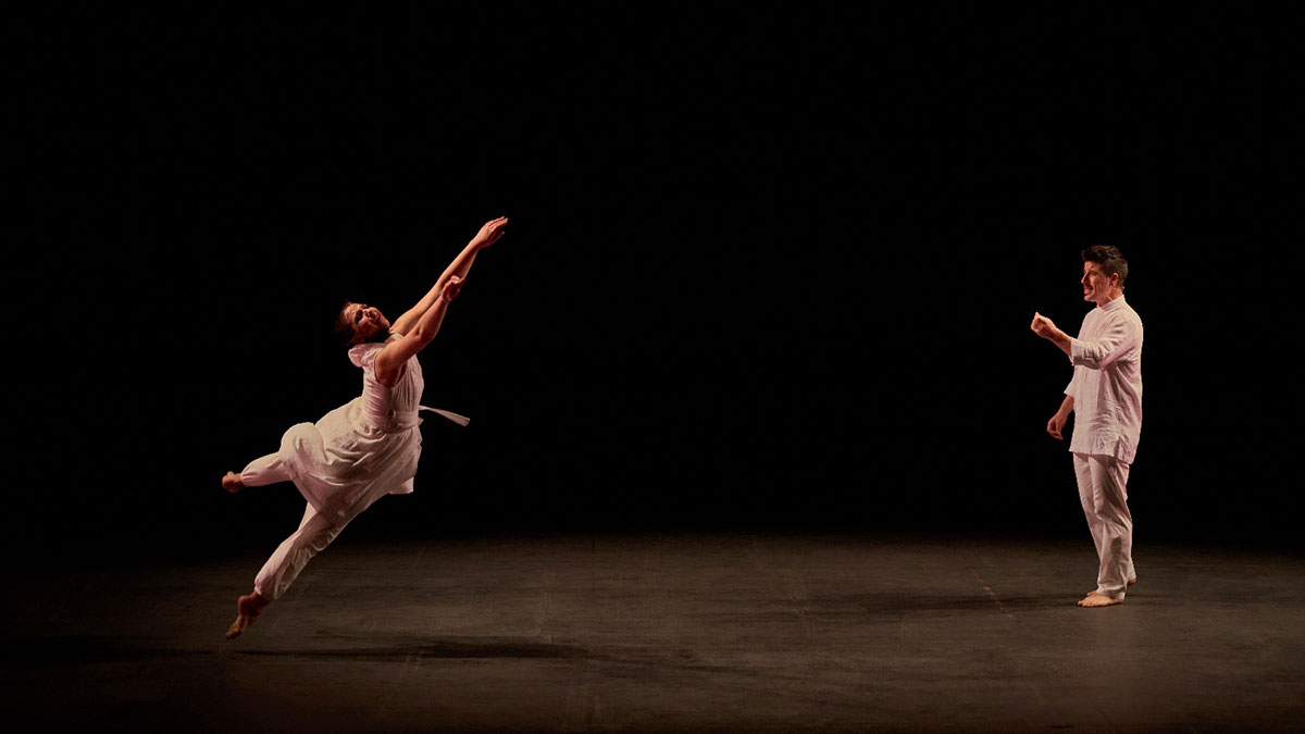 Sara Cano Compañía de Danza "Mujer de Pie" al Festival de Jerez ...